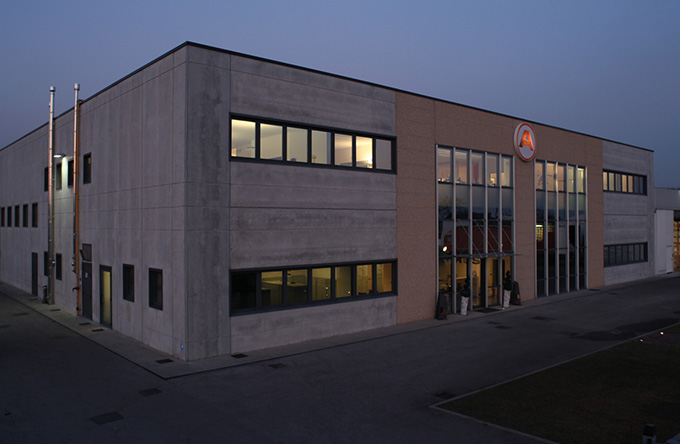 Sphering Group : innovative high-quality chimney and ventilation systems